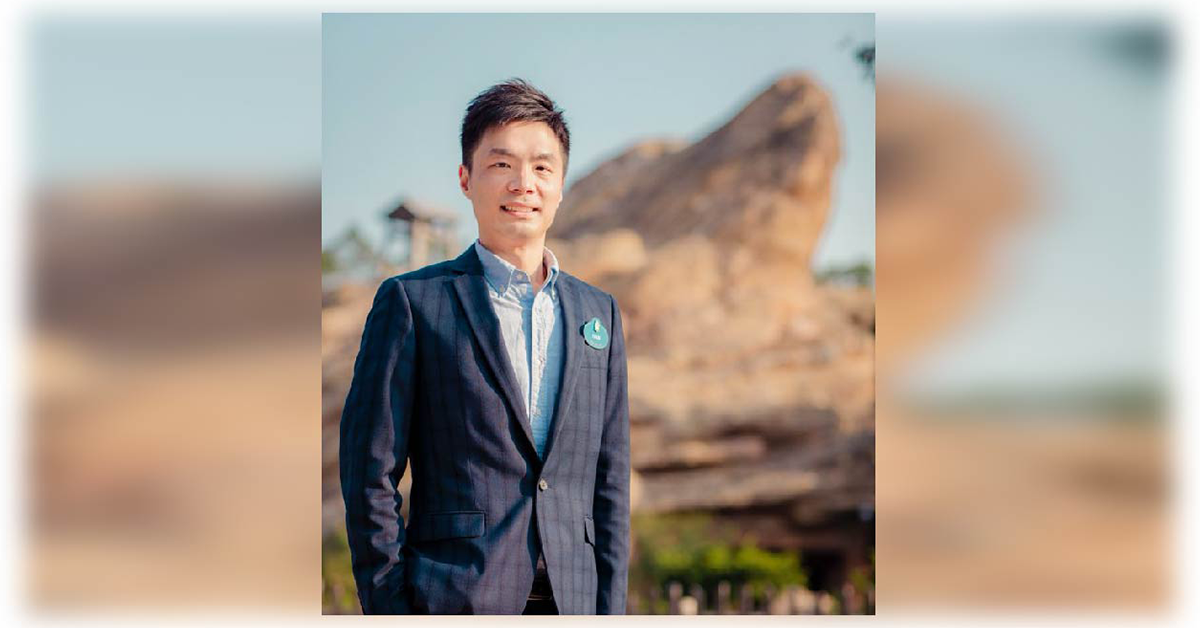 Ivan Kwong Experiences 'A Whole New World' with Hong Kong Disneyland ...