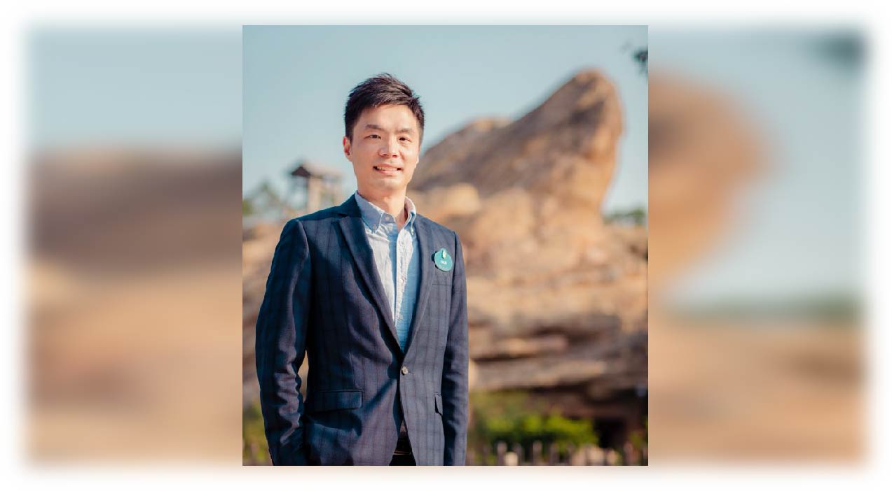 Ivan Kwong Experiences 'A Whole New World' with Hong Kong Disneyland ...