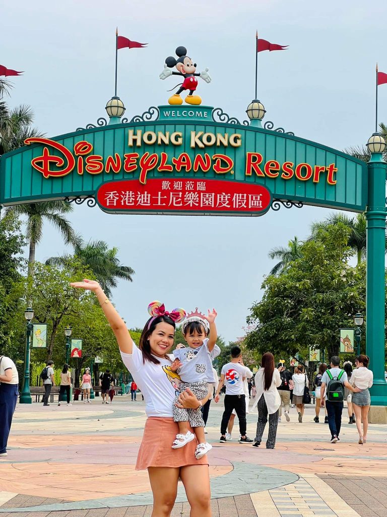 Chartering the course together: Four family members make magic with ...