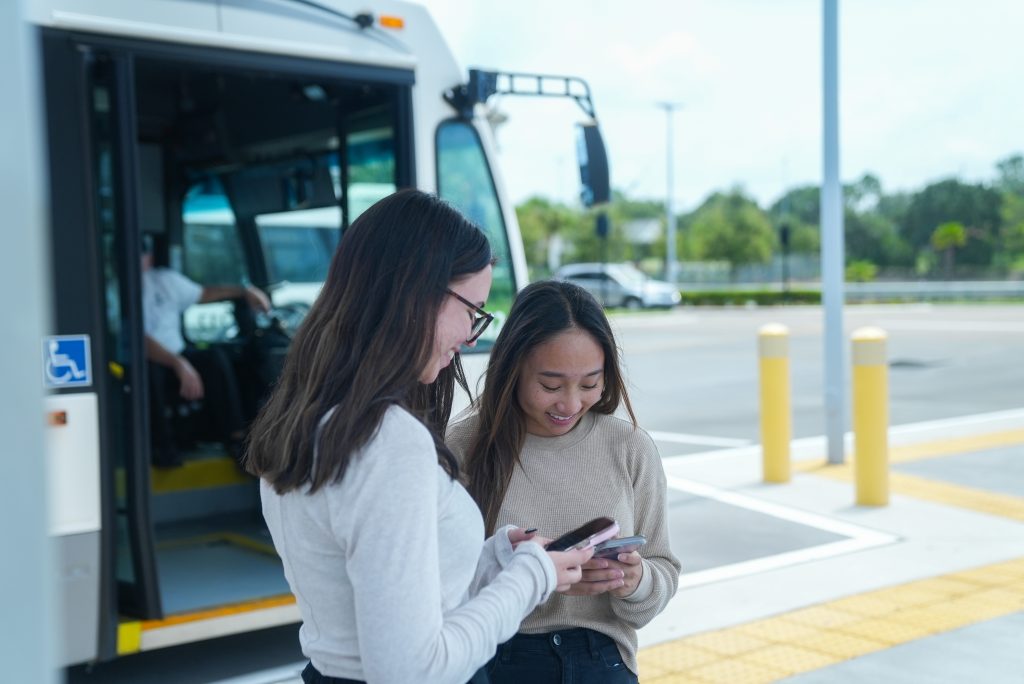 What to know about Disney Programs transportation before your arrival - Life at Disney