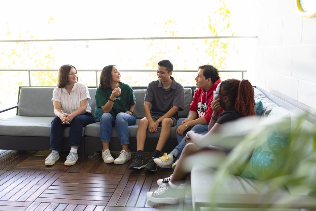 What’s the Difference Between a Disney Internship and the Disney ...