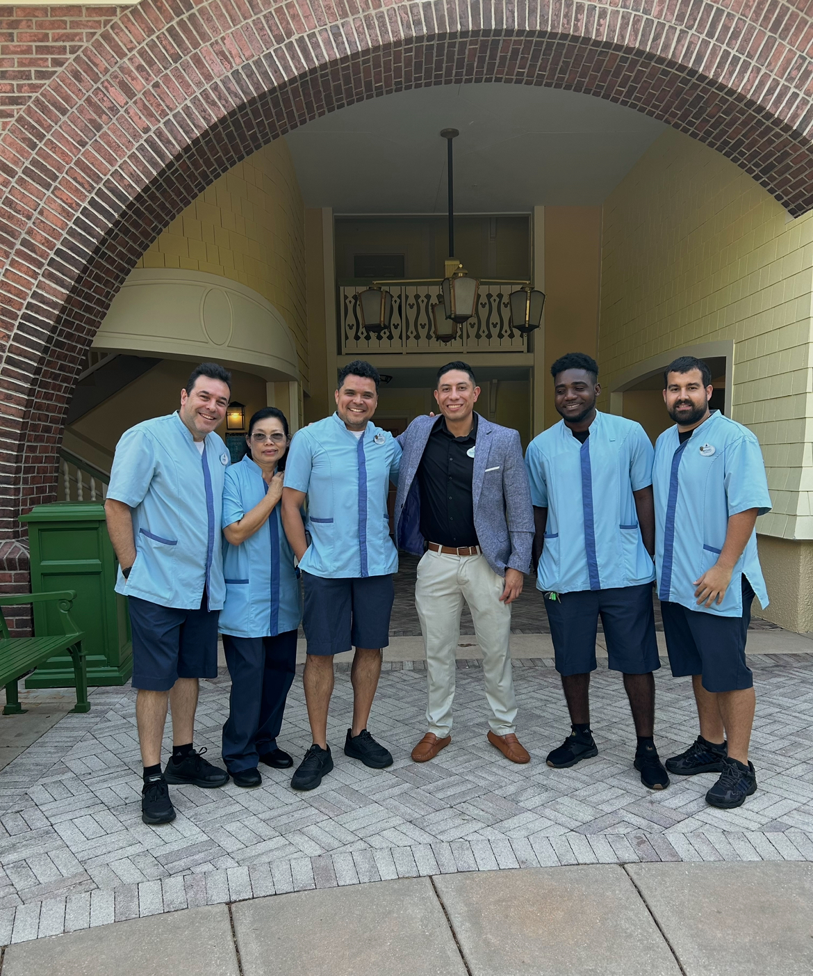 Creating All-Star Guest Service with Gustavo - Life at Disney