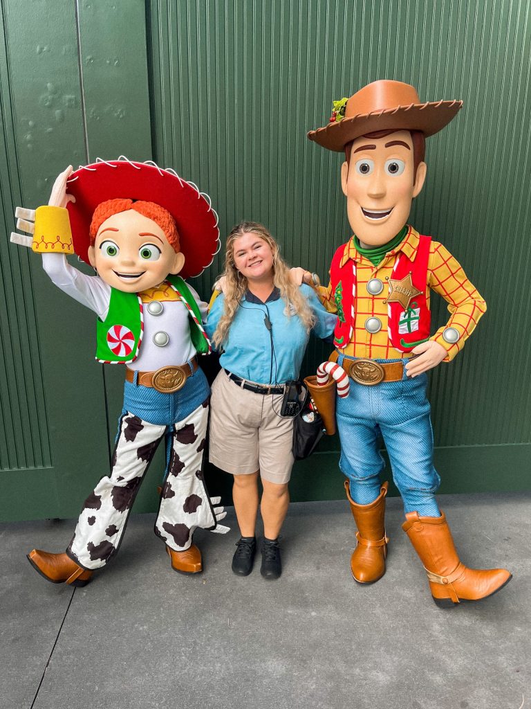 A Look Inside the Character Attendant Role on the Disney College ...