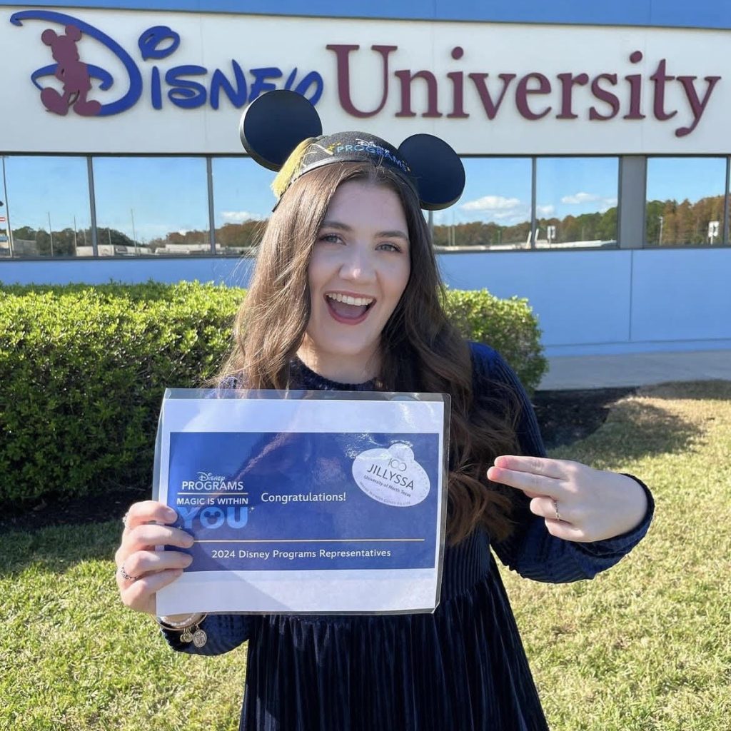 Disney Programs Representatives - Experience Disney Programs
